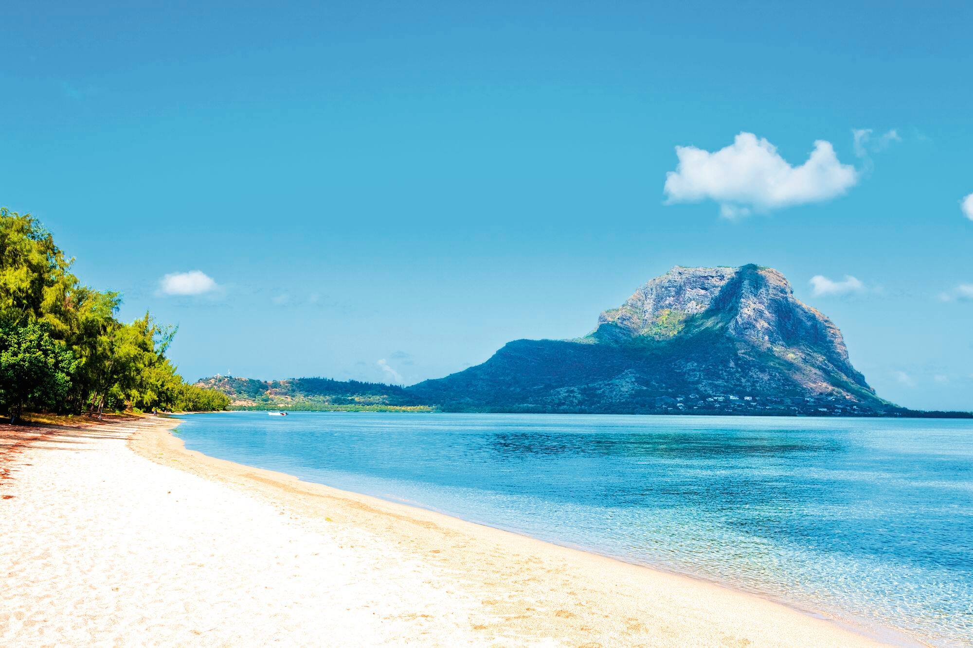 When is the best time to visit Le Morne | TUI.co.uk
