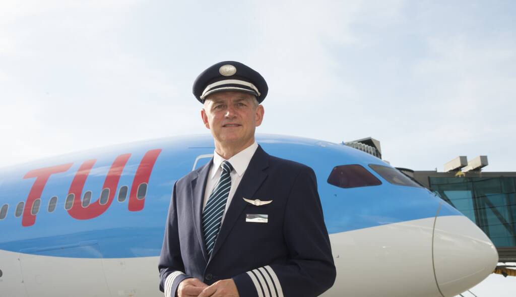THOMSON AIRWAYS CELEBRATES EXPANSION OF LONG HAUL FLEET WITH ARRIVAL OF ...
