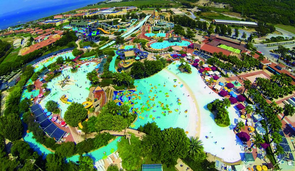 TUI GROUP COMMITS TO CONTINUED GROWTH WITH FURTHER EXPANSION OF UNIQUE ...