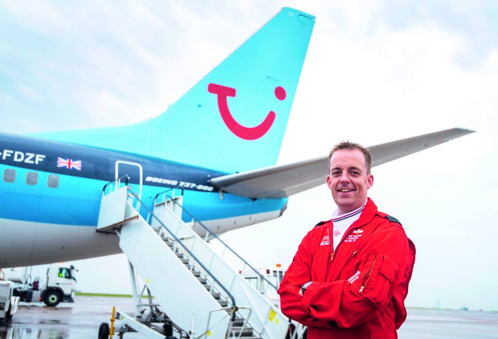 TUI AIRWAYS PILOT COMPLETES RED ARROWS 2019 TEAM | TUI UK Media Centre